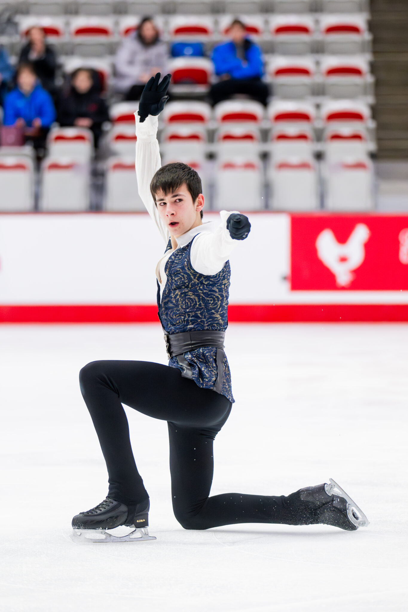 Team Ontario Heads to Hungary for the 2025 World Junior Figure Skating ...