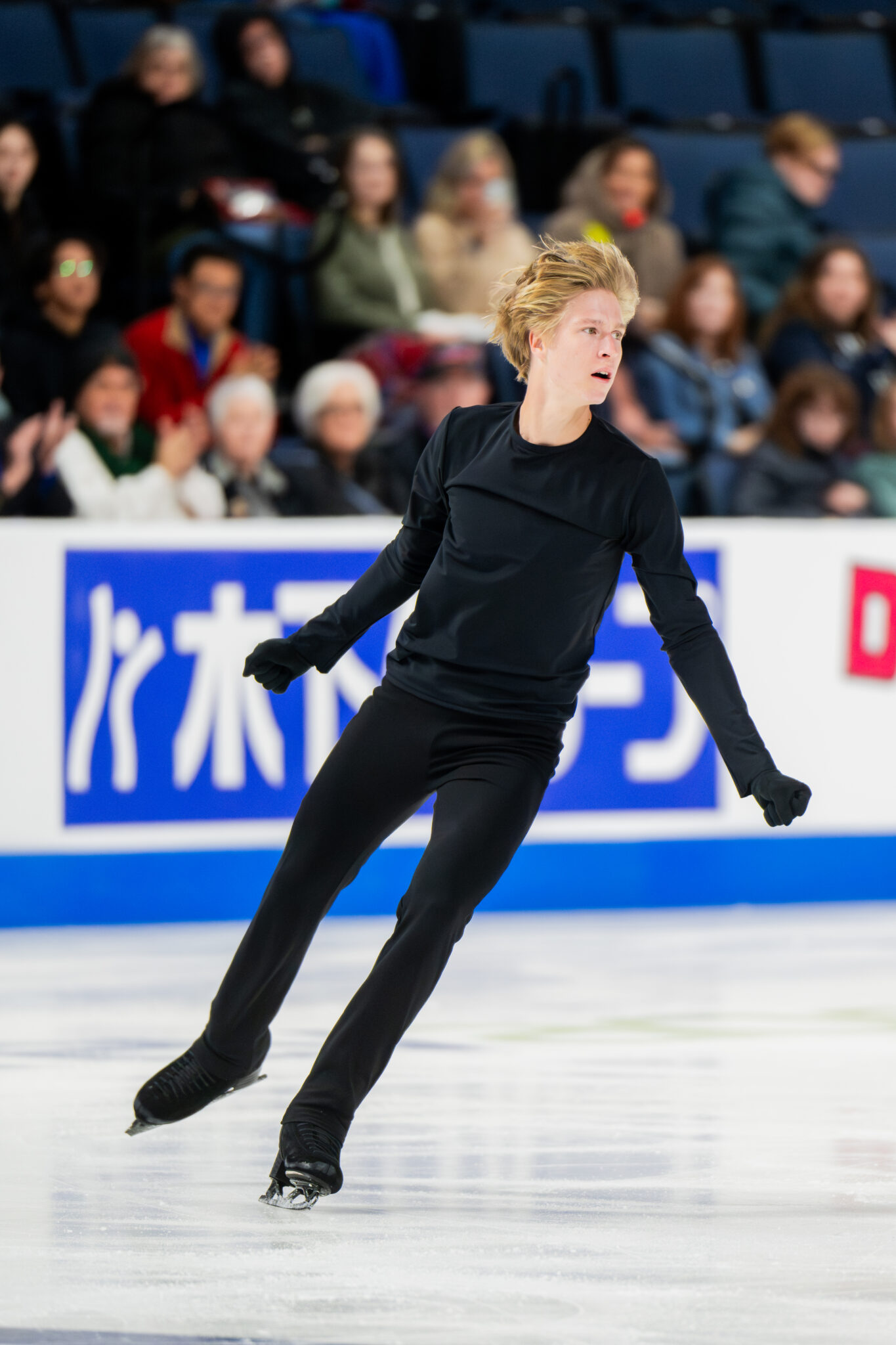 Stephen Gogolev back at full-strength to kick off Olympic season ...